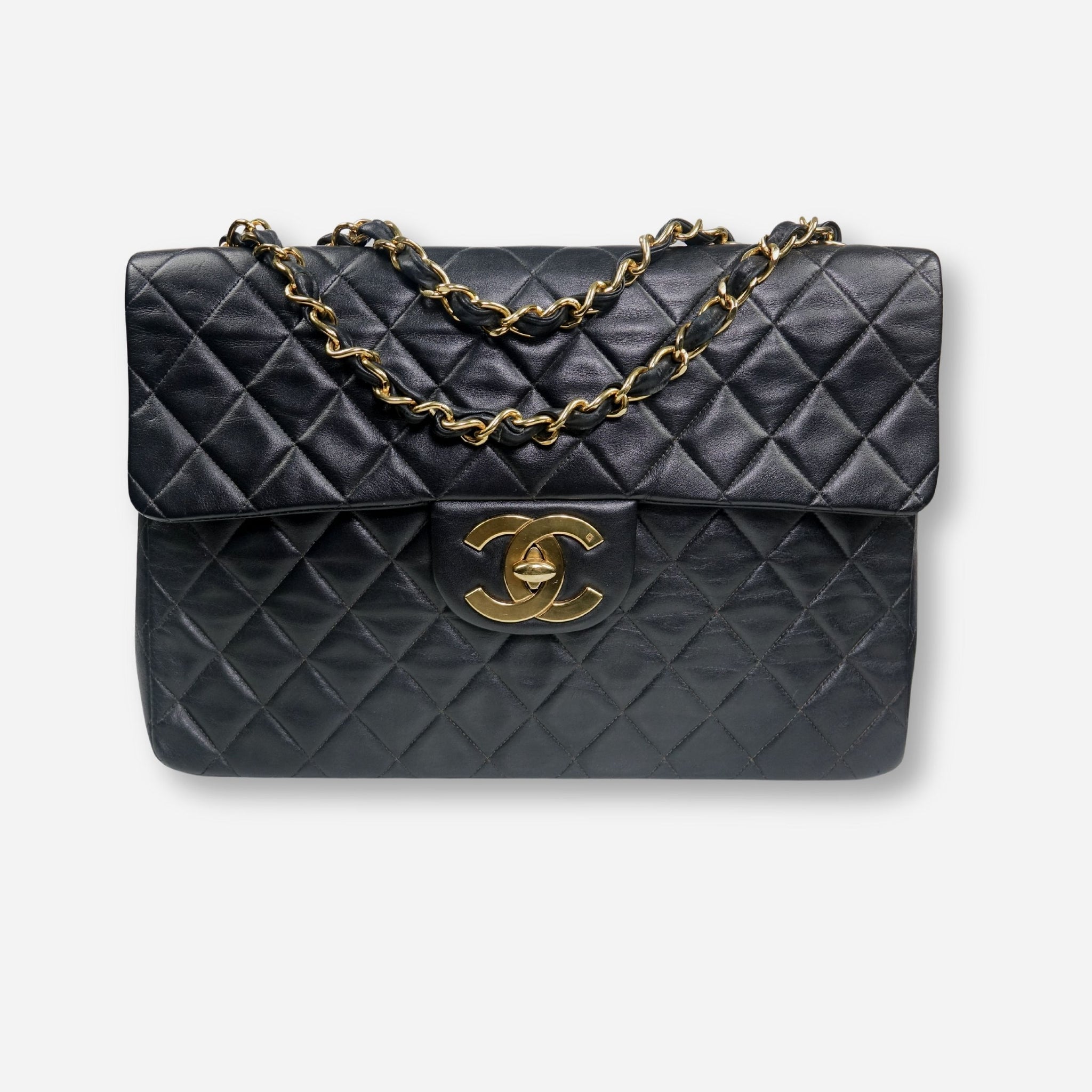 CLASSIC TIMELESS MAXI - CHANEL | CLASSIC TIMELESS MAXI - CHANEL by Lola ...